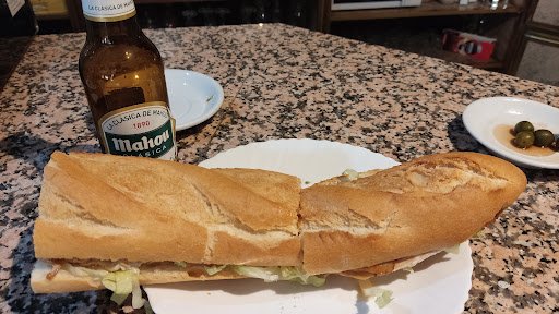 Cervecería Bar Adolfo's - El Paraíso de la Cerveza